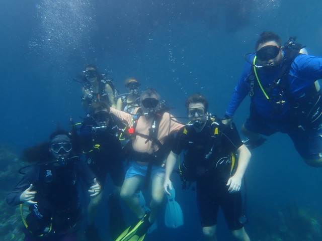 Roatan Aggressor | Adventure Logs